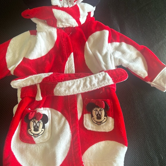 Disney | Pajamas | Minnie Mouse Robe | Poshmark